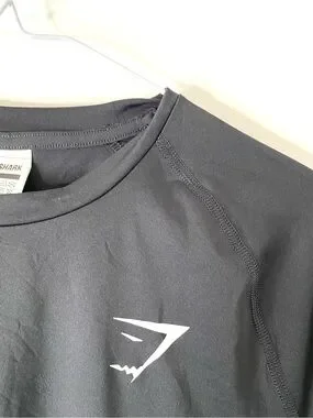 Gymshark | Tops | Gymshark Element Baselayer Black Performance Tee ...